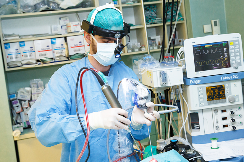 Deviatia de sept nazal operata endoscopic – fara durere si fara ...